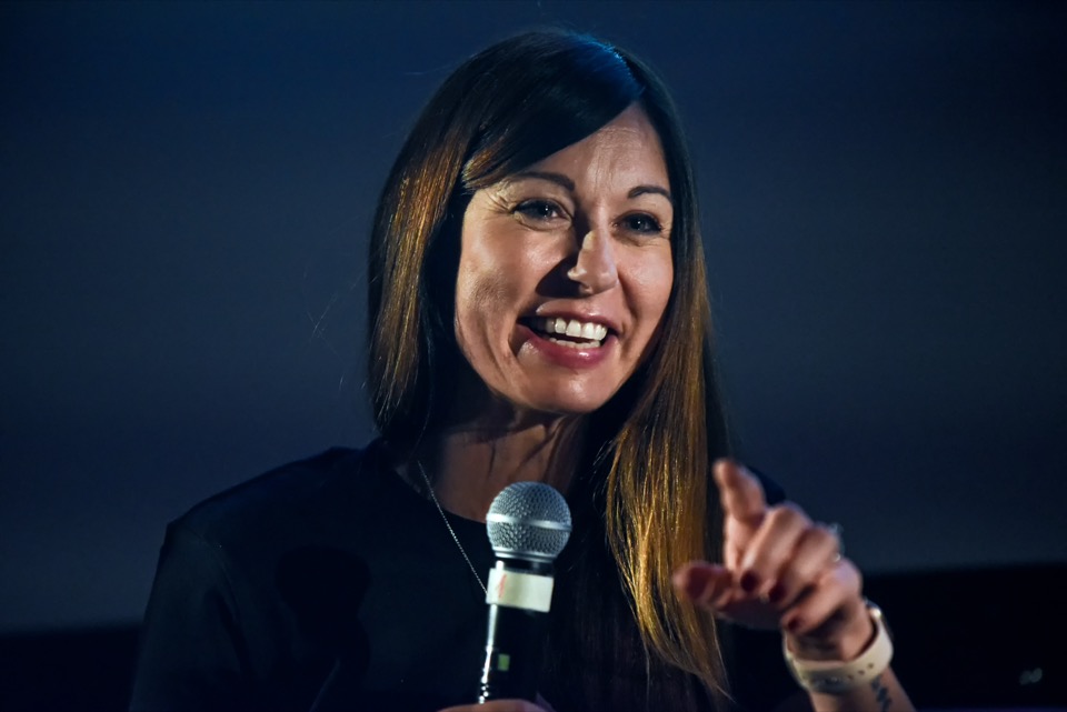 Anima e corpo, mito e storia: la Grecia secondo Laura Pepe – Salerno ...